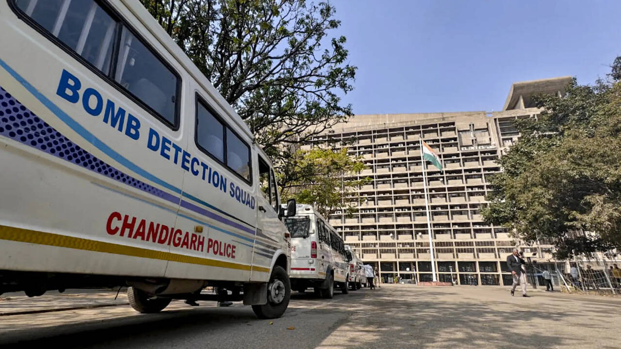 Punjab secretariat, prominent temples receive bomb threat; probe underway