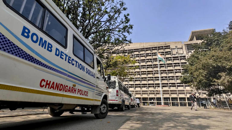 Punjab secretariat, prominent temples receive bomb threat; probe underway