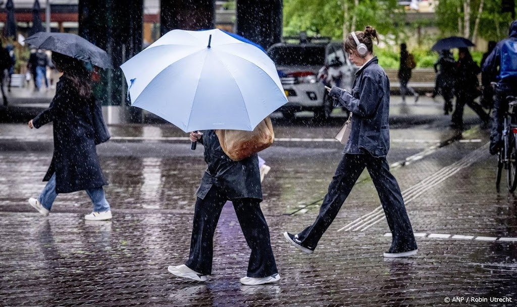 Code geel vanaf het middaguur in het gehele oosten van Nederland