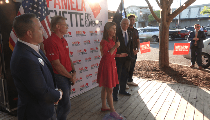 Gov. McMaster joins Pamela Evette for Lowcountry campaign stop