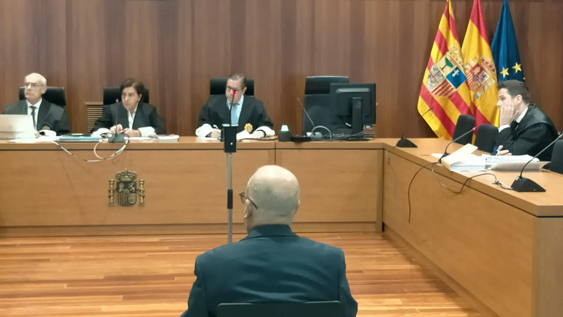Tres hermanas reclaman en Zaragoza a otro hermano más de 100.000 euros ...