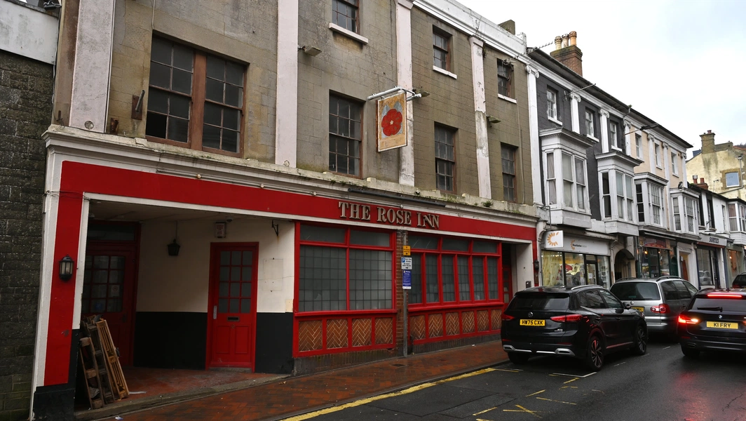 Prince William calls for urgent protection of Britain's pubs