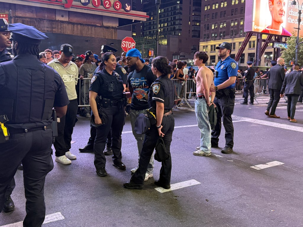 Multiple Knicks fans arrested celebrating team’s NBA Finals Game 1 win ...
