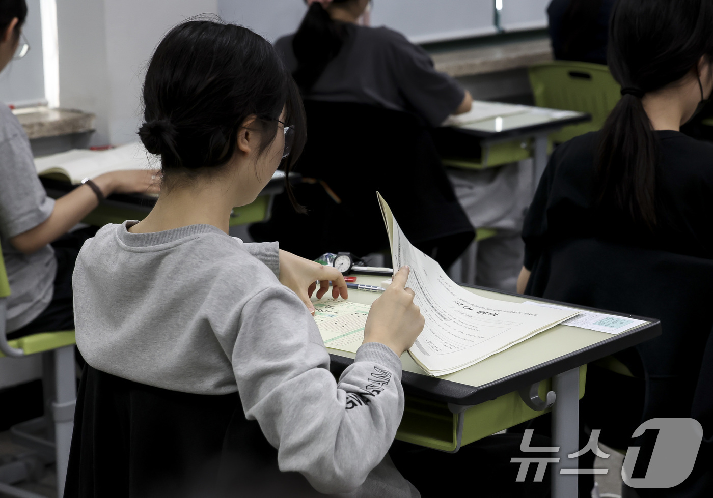 [6월 모평] 작년 불수능 여파? EBS·입시업계 "대체로 쉬워"(종합)