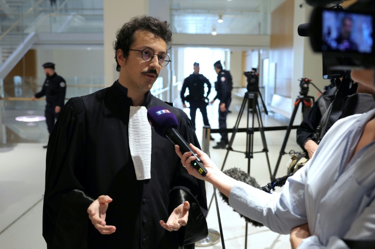 Avocat, profession sous tension