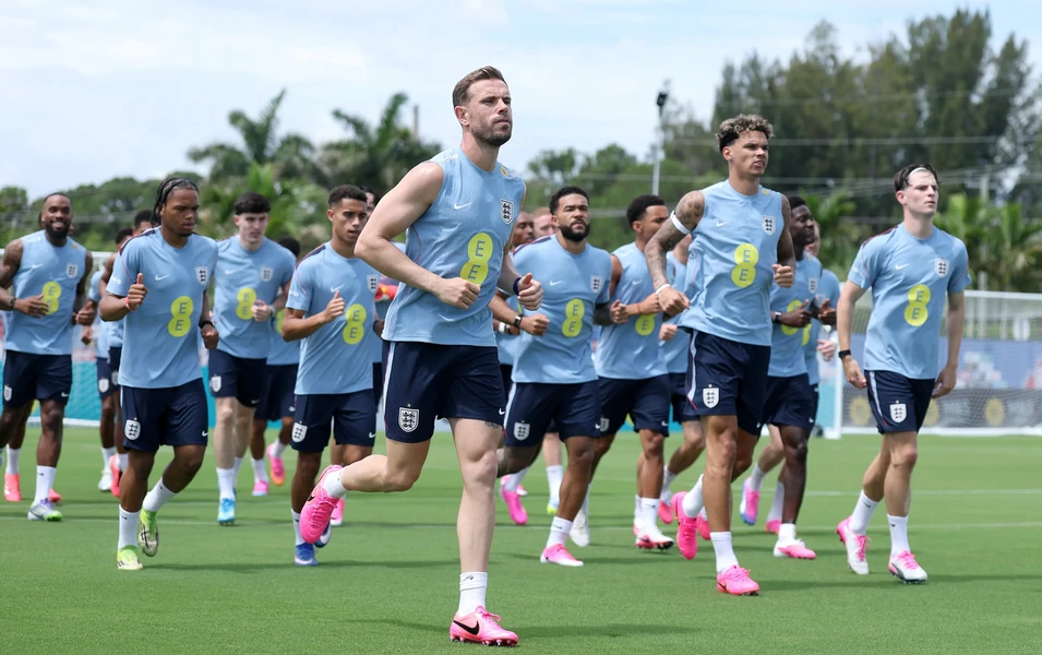 England training camp blends rivalry, leadership and heat challenge