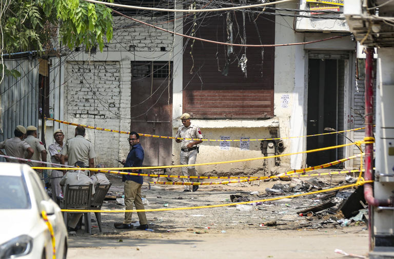 'Even a small sound scares us': Fear, grief linger in Malviya Nagar day ...