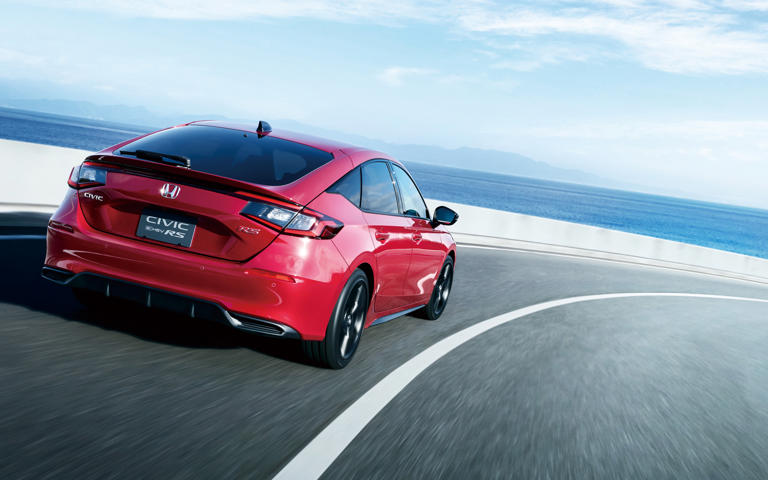 ホンダ、「シビック」にHonda S+ Shift搭載の新グレード「e:HEV RS」追加