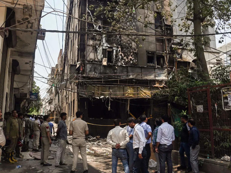 LPG cylinder, AC fault under scanner after Malviya Nagar fire kills 21 ...