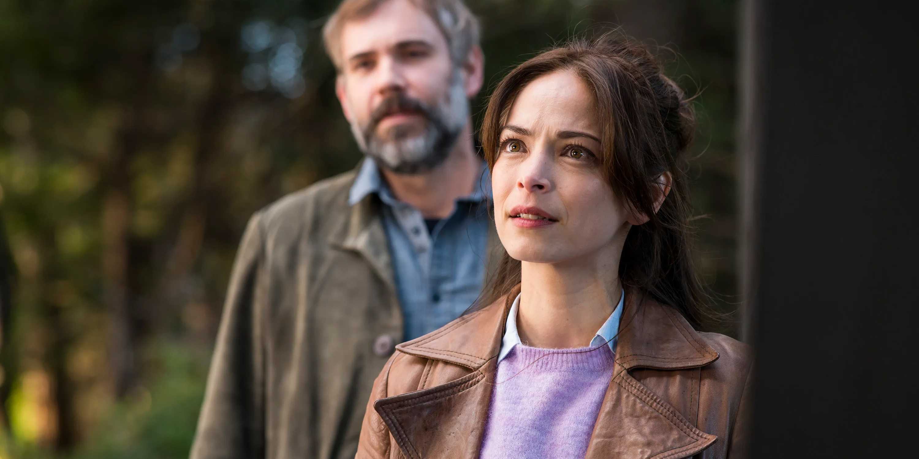 Kristin Kreuk’s Smallville replacement show is quietly becoming the ...