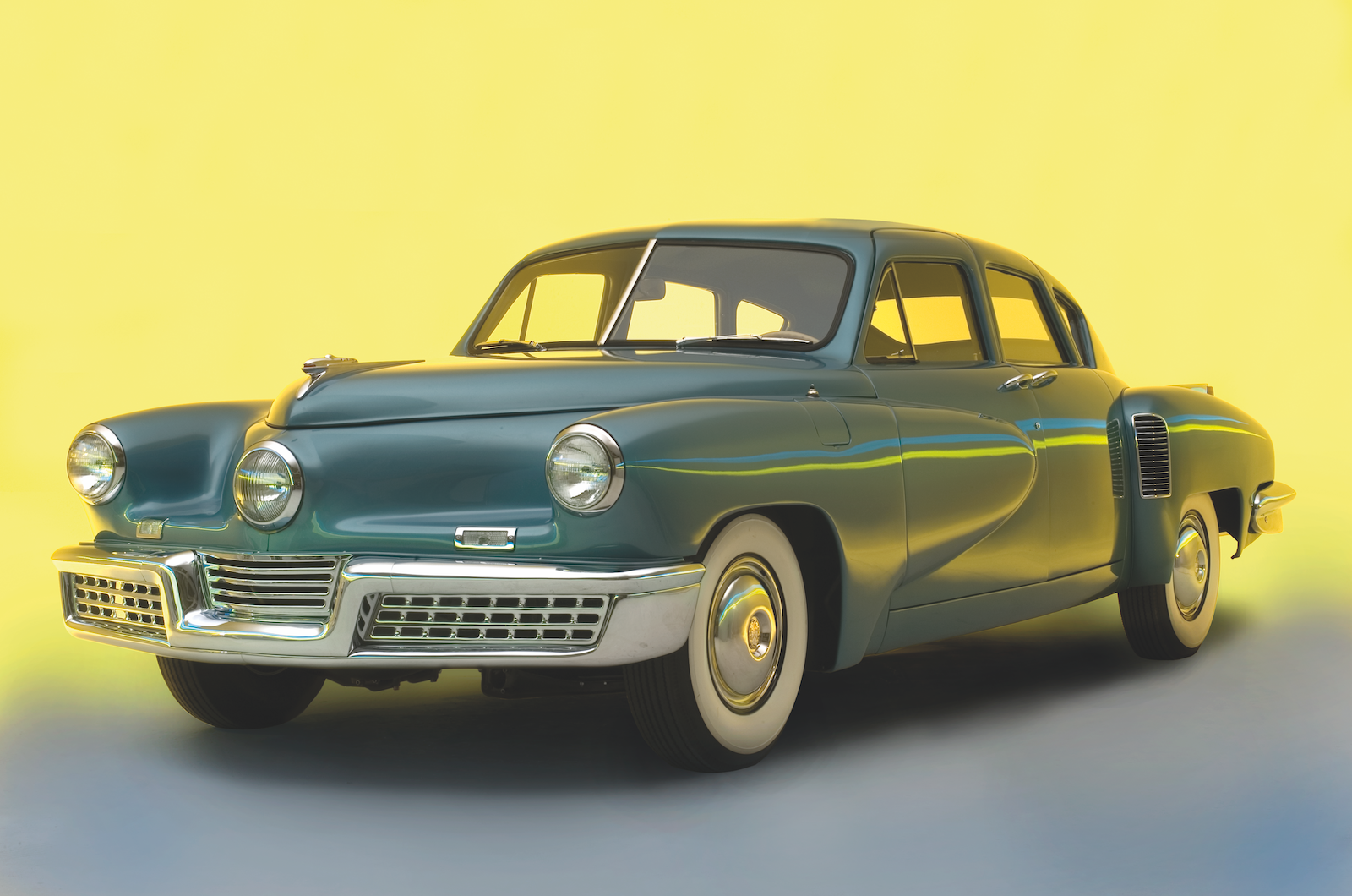 29 classic cars with cool tail-lights