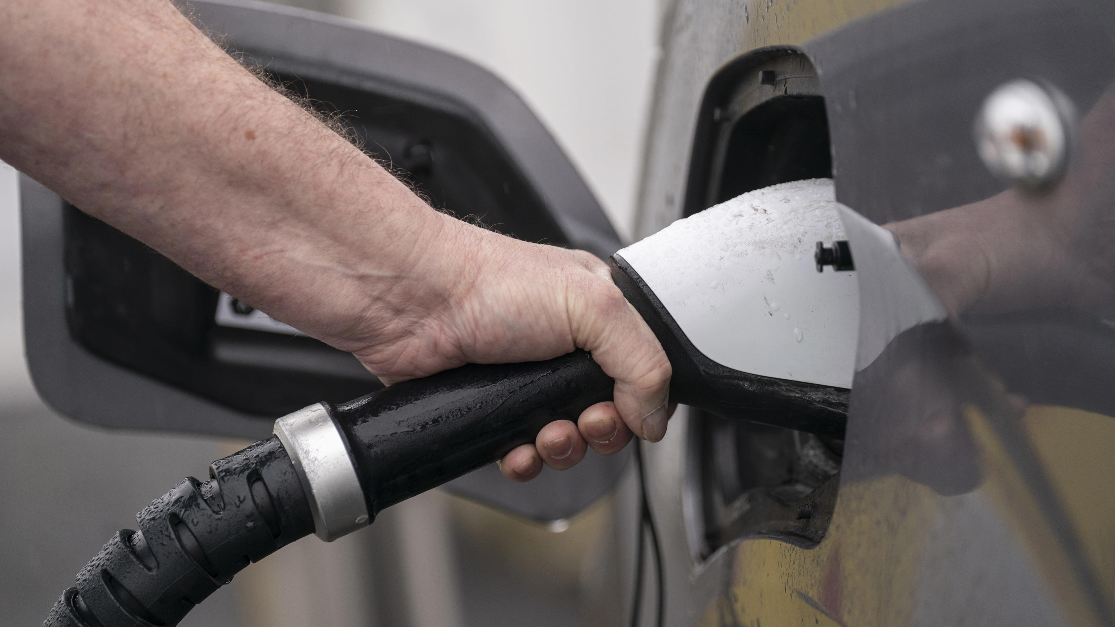 Boost in demand for EVs sparks strongest May for new car sales since 2019