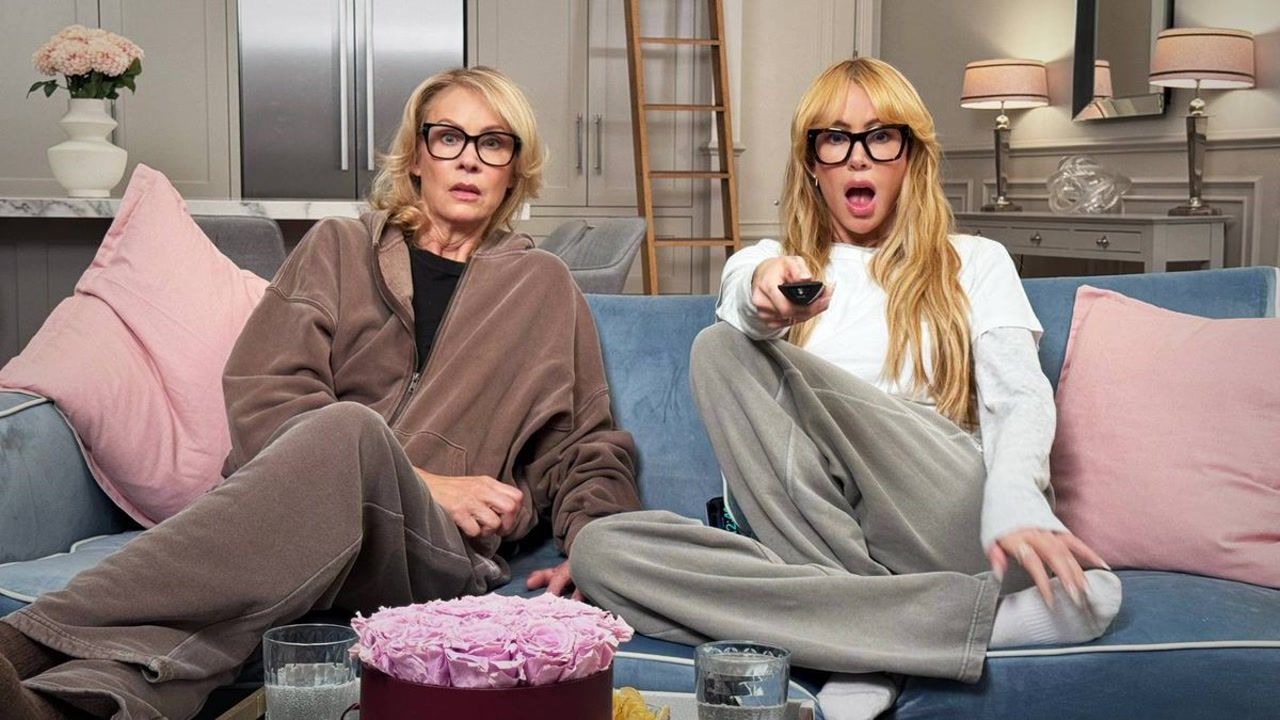 Celebrity Gogglebox adds Corrie and Strictly stars