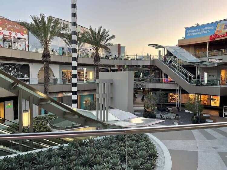 Santa Monica police expand downtown presence with new substation