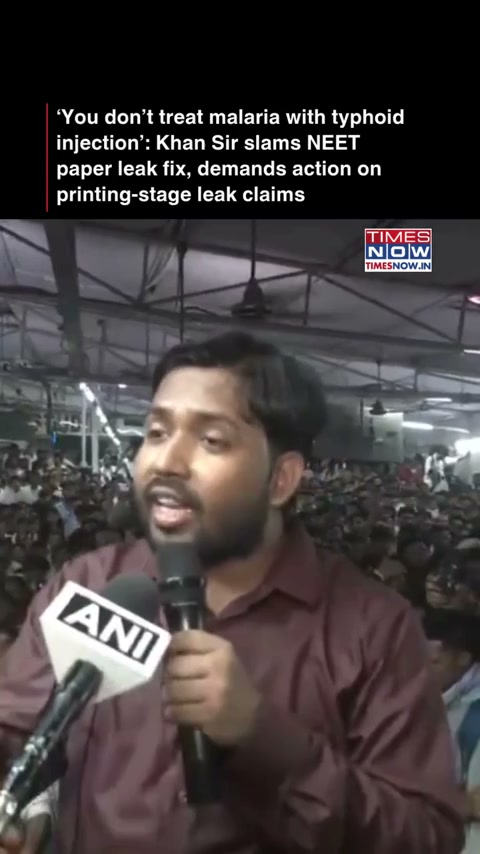 Educator Khan Sir criticised the handling of the NEET paper