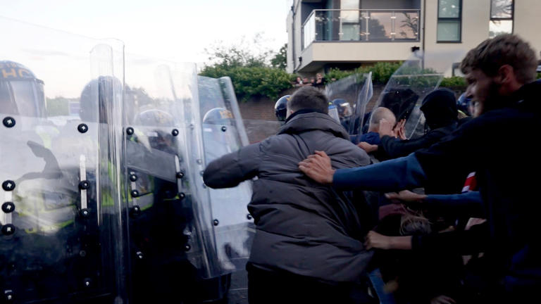 Hampshire Constabulary called out over hefty racial inequality training ...