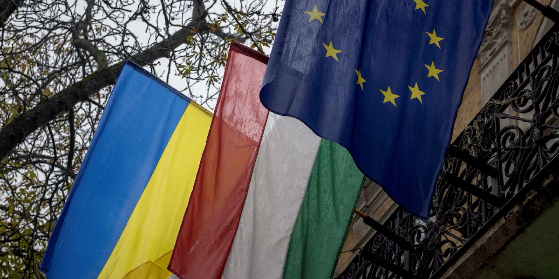 Hungary lifts veto, clearing way for Ukraine-EU talks to open on June 15