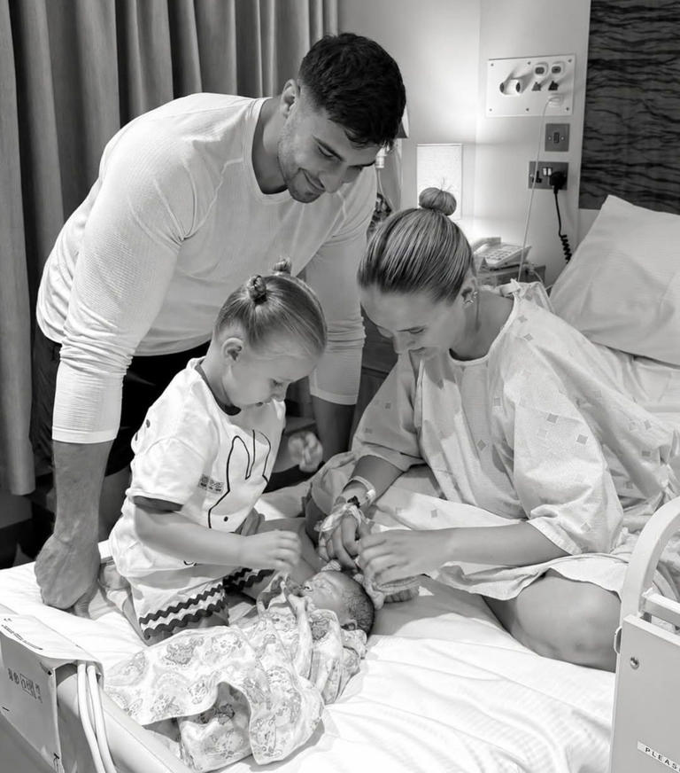 Tommy Fury in frantic dash to be with Molly-Mae Hague as she gave birth