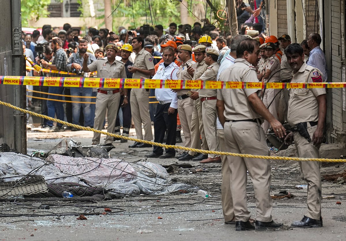 'Even a small sound scares us': Malviya Nagar residents haunted by ...