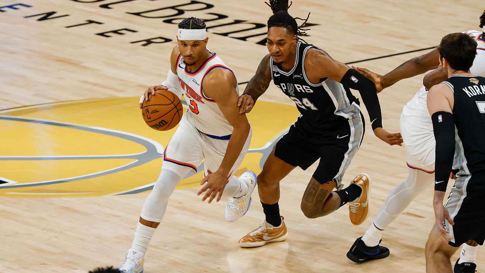 Devin Vassell calls out major issue Spurs must fix in Knicks series