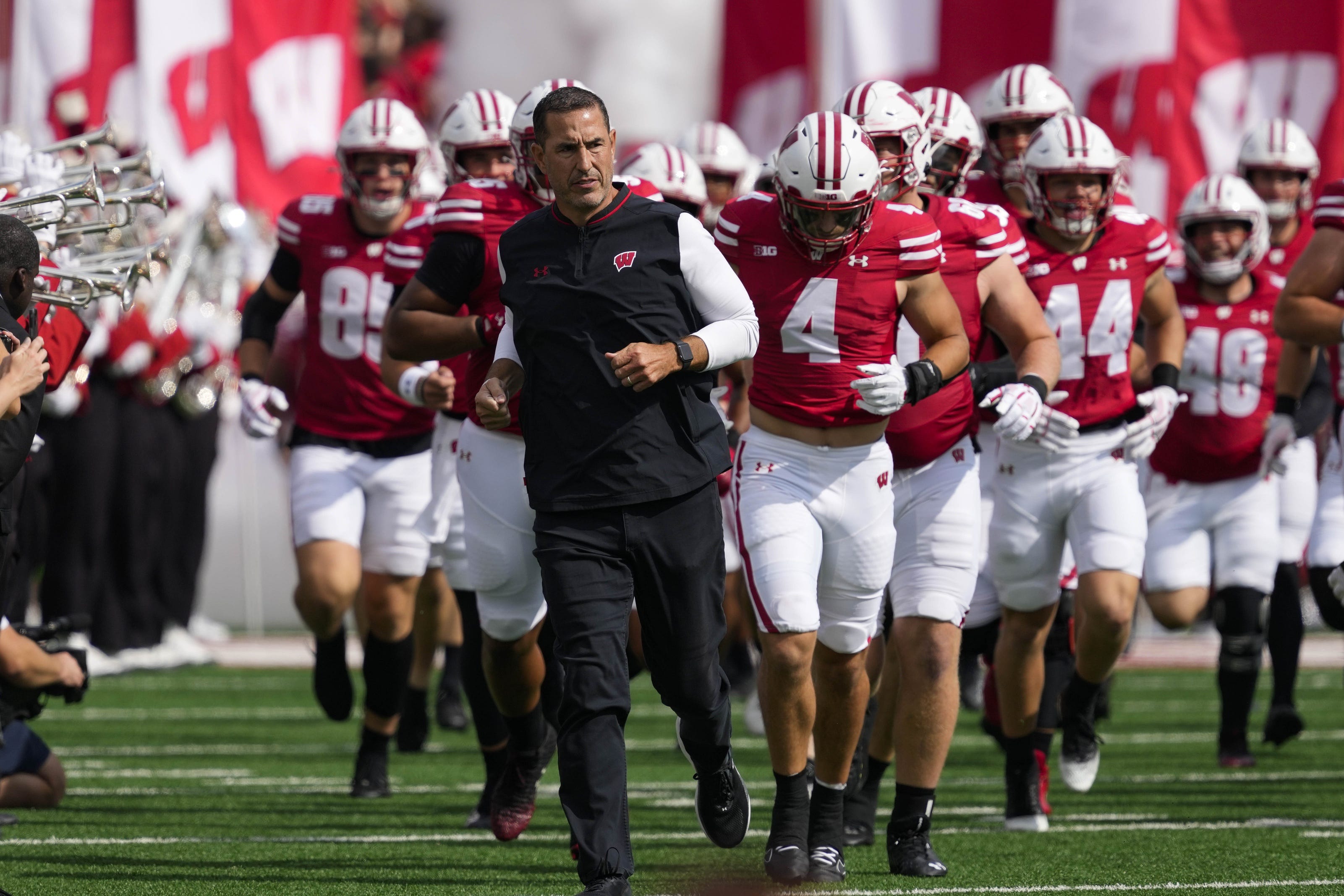 Wisconsin beats LSU and Nebraska in battle for four-star safety