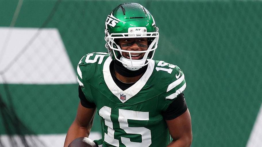 Adonai Mitchell continues to stand out at Jets OTAs amid first full ...
