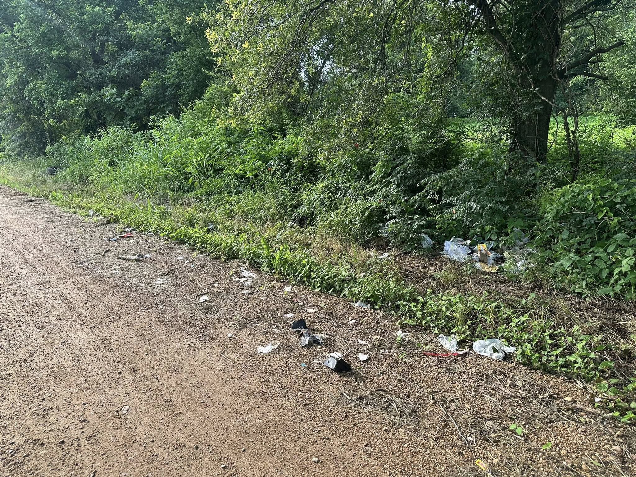 Inmate work crews to pick up trash across Poinsett County