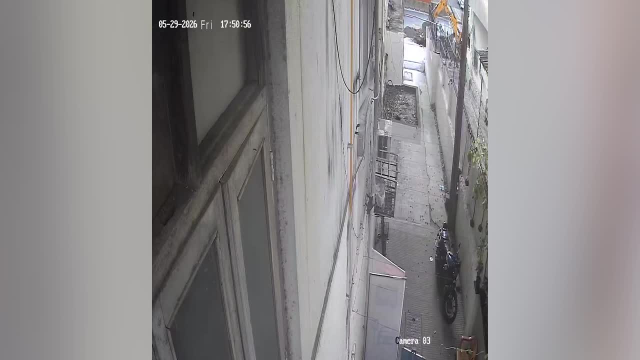 Excavator ruptures underground gas pipe in densely populated area