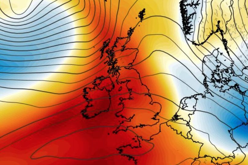 UK weather maps show 21 places to hit 30C in June heat surge