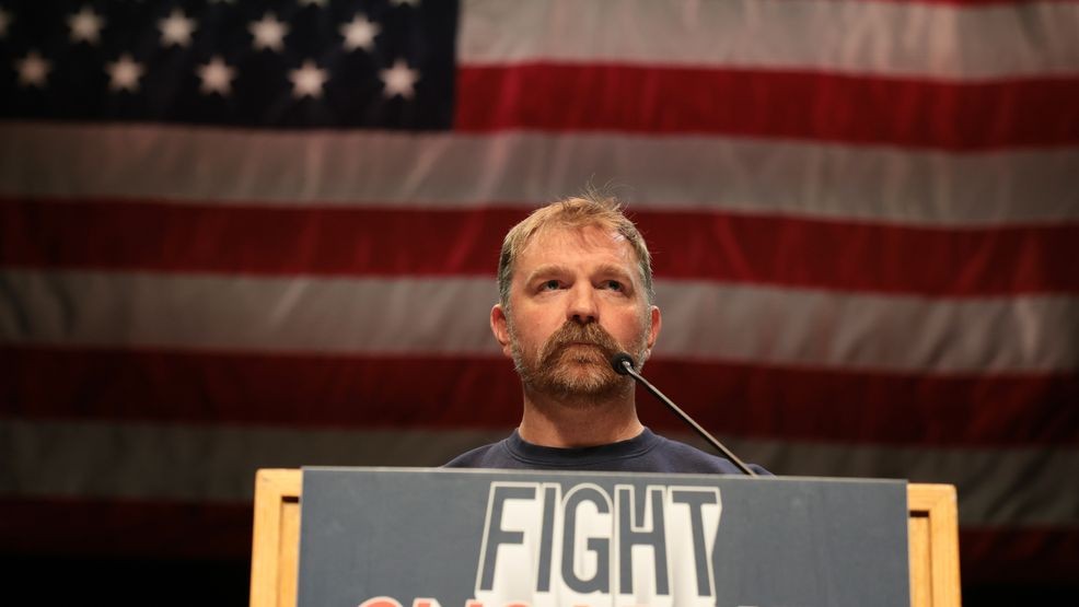 New poll shows Graham Platner's lead over Sen. Collins getting smaller