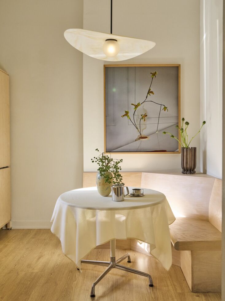 Remodelista reconnaissance: A stainless steel teapot at a surprising ...