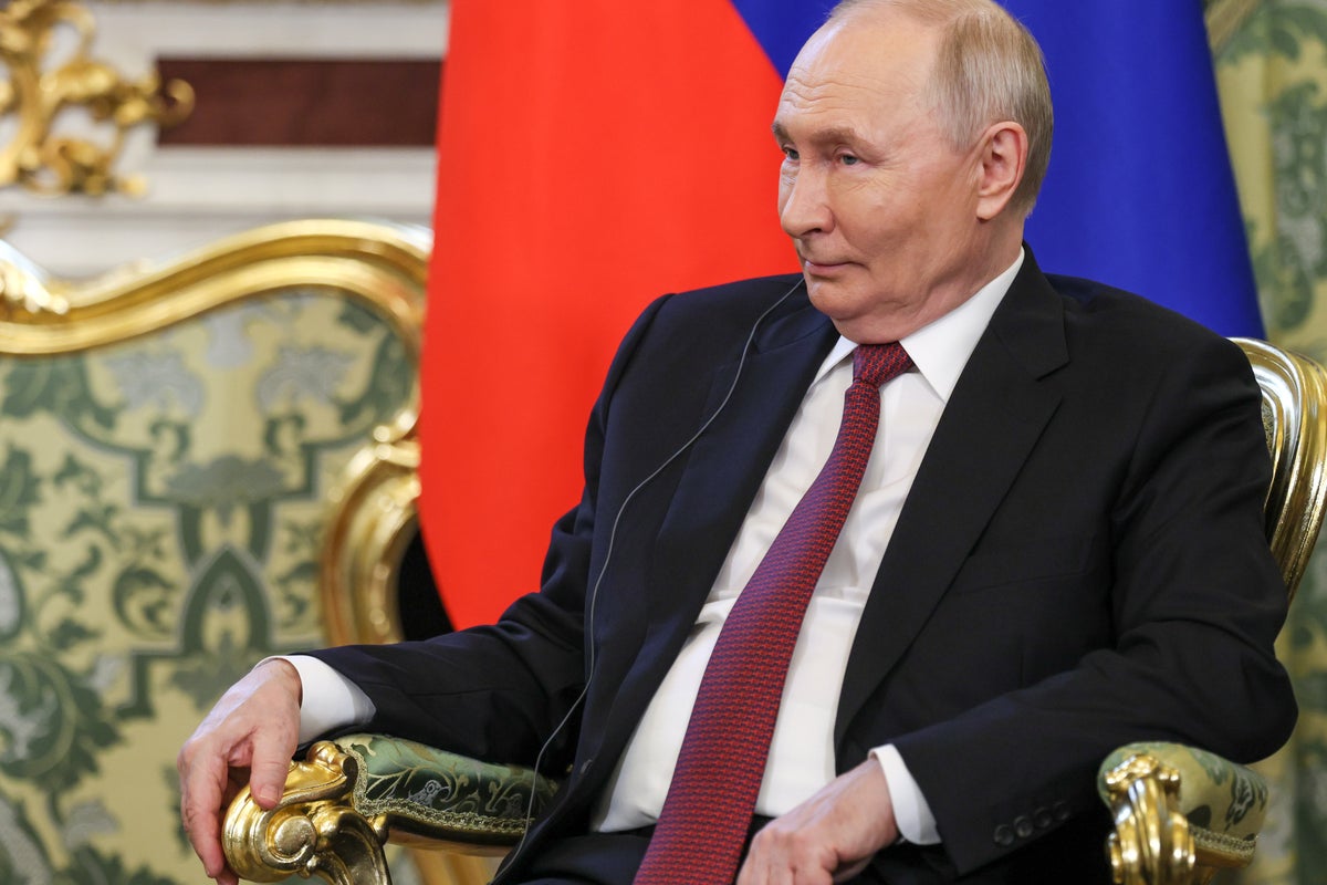 Voices: Putin is about to crack – and that makes him more dangerous ...