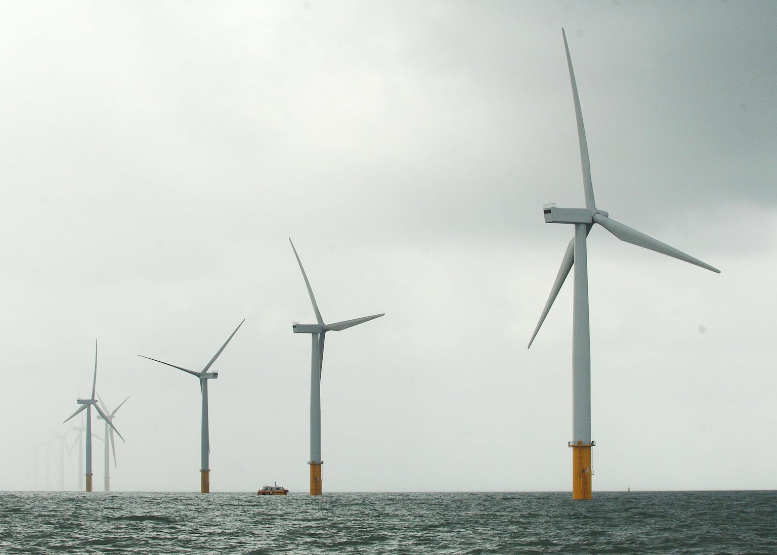 New research shows projected offshore wind could cover 11% of North Sea ...