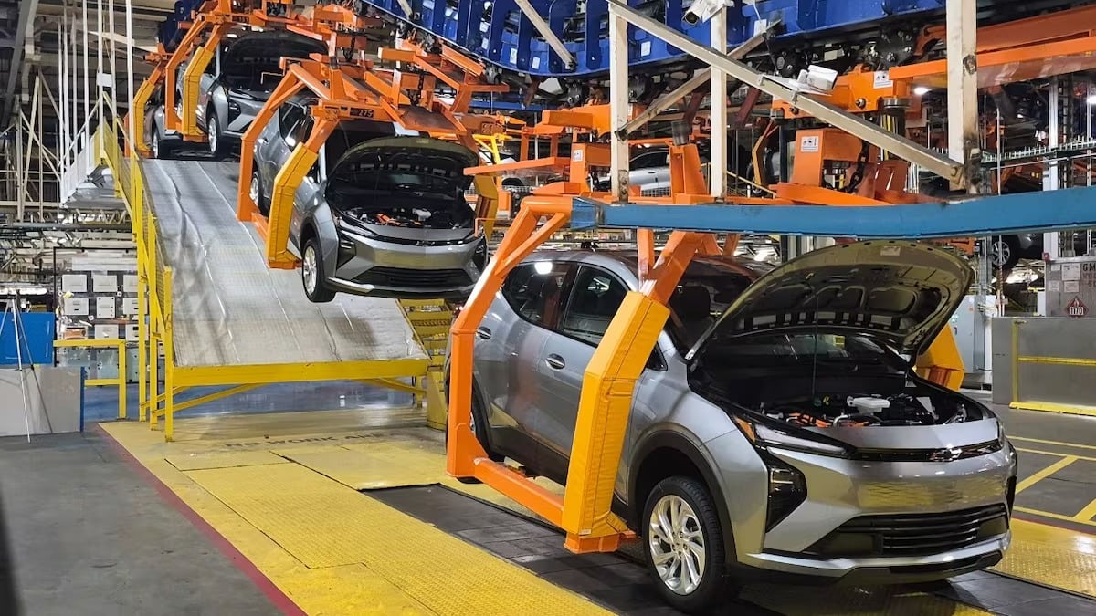 Pourquoi General Motors construit sa nouvelle Bolt EV par lots de 30 ...
