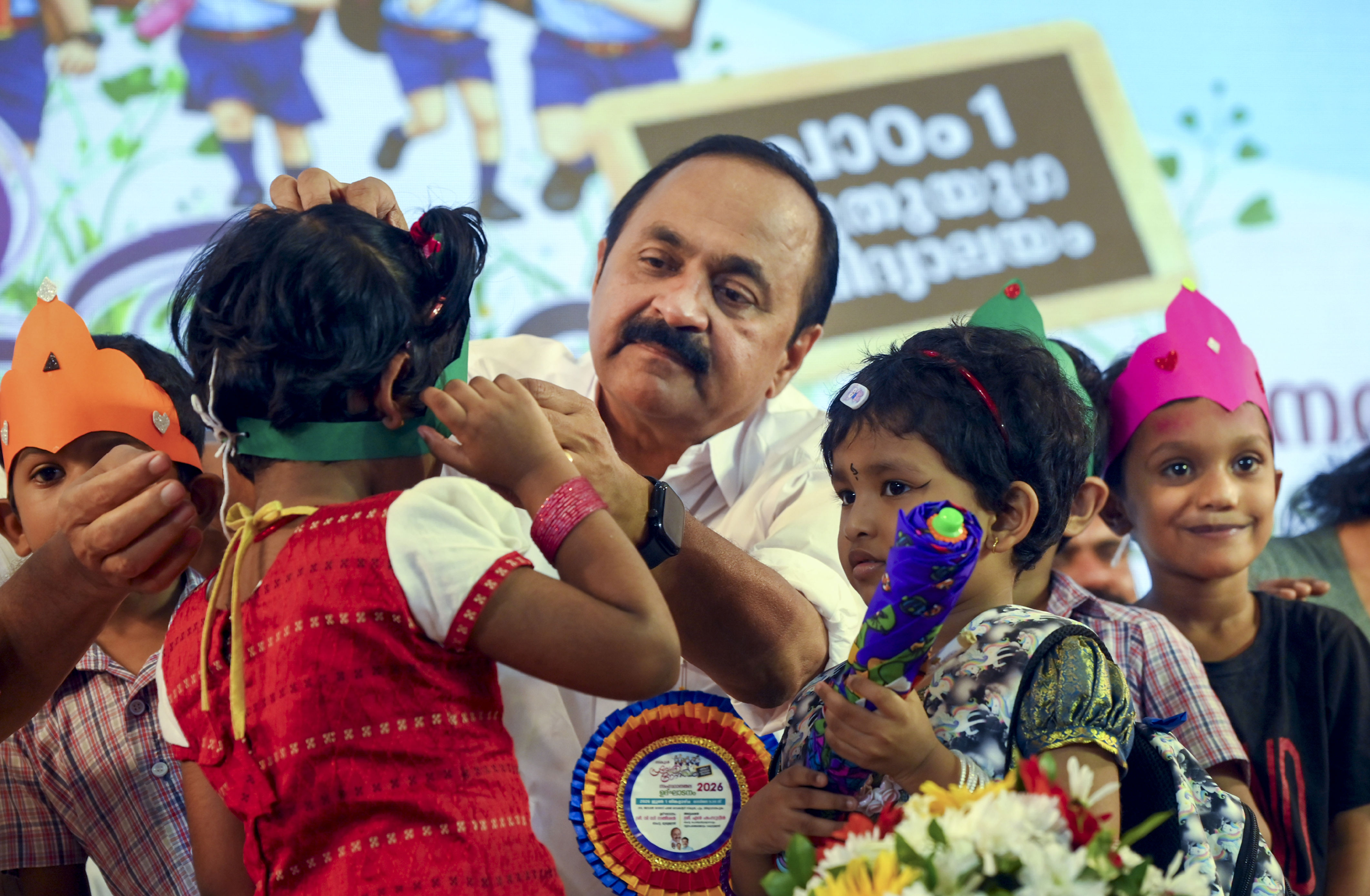 Kerala govt to provide Rs 14 lakh ex gratia to families of Thrissur ...