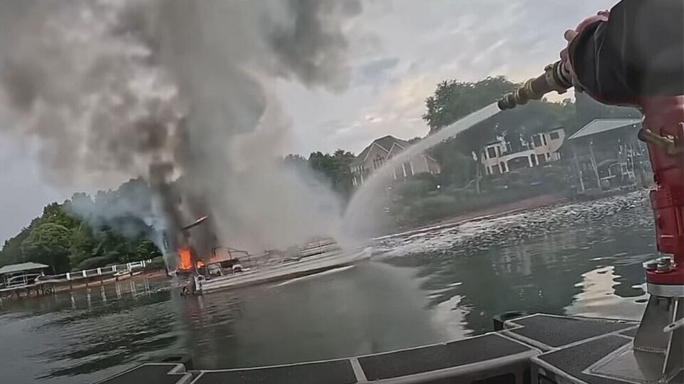 Crews use fireboat to tackle Lake Norman dock fire