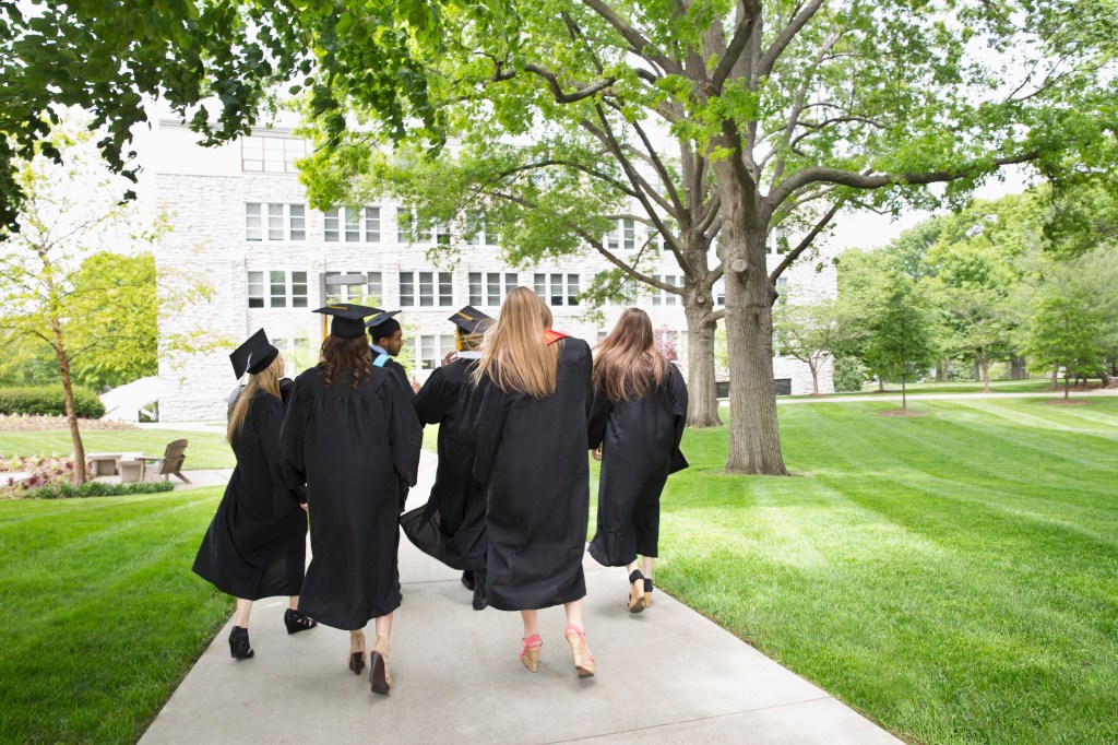10 worst-paying college majors in the 5 years after you graduate