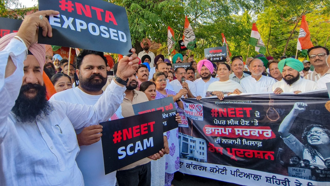 'Sorry mom, dad': Did NEET aspirant end life due to paper leak, exam ...
