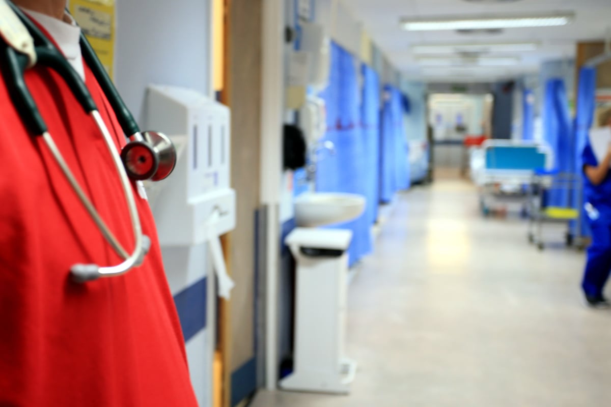 NHS staff should not wear political badges at work, says antisemitism ...