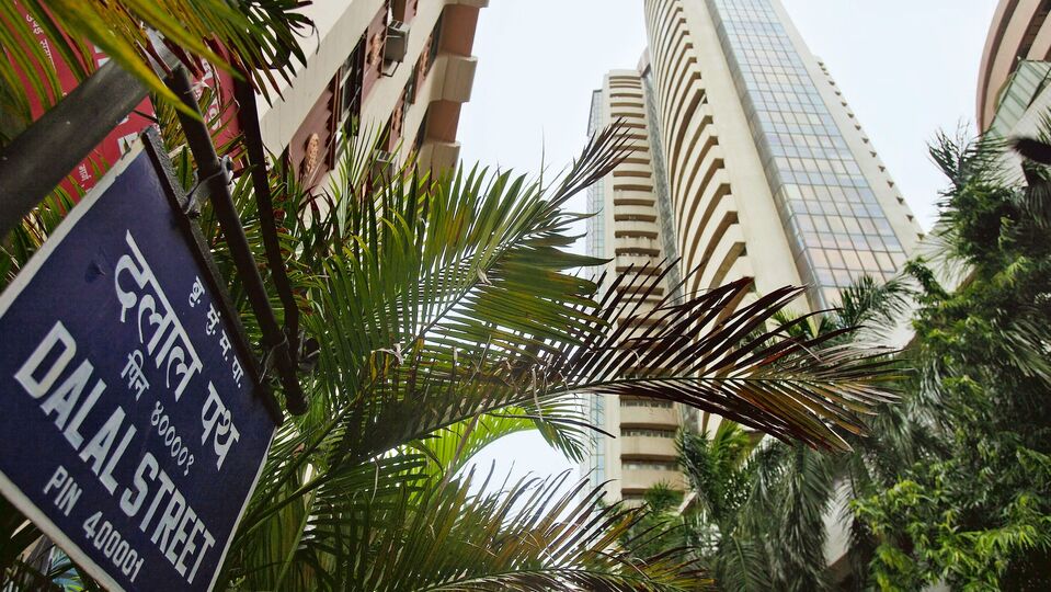 Top gainers & losers on June 4: Physicswallah, Anant Raj, Force Motors ...