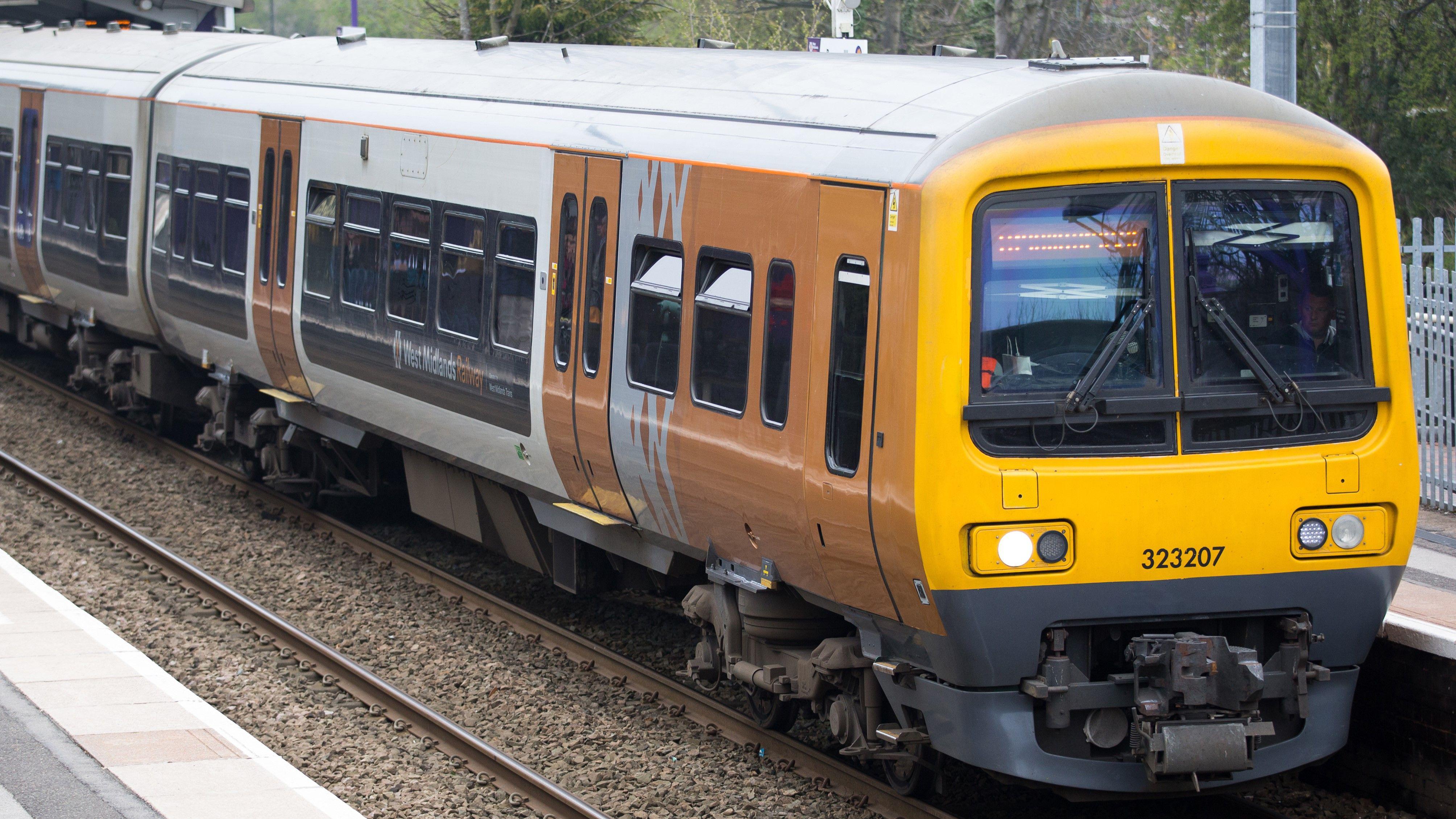 Broken rail causes disruption for passengers