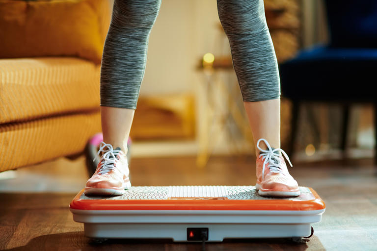 Do vibration plates actually work for fat loss? Here's what science says