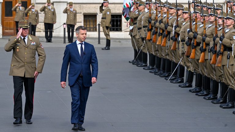Magyar Péter: „Mi vagyunk a világ egyetlen olyan országa, amely saját ...