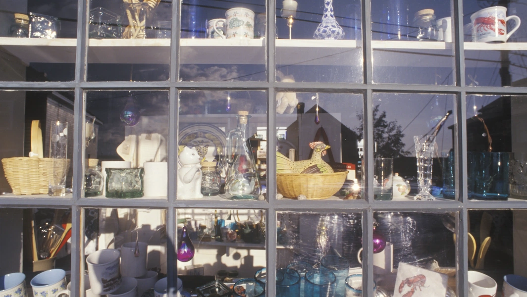 24 thrift store hacks for home organization