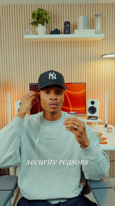 Are wired headphones back in style?