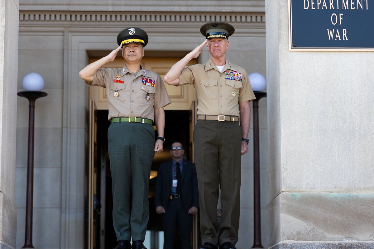 S Korean, US marine chiefs discuss expanding military cooperation ...