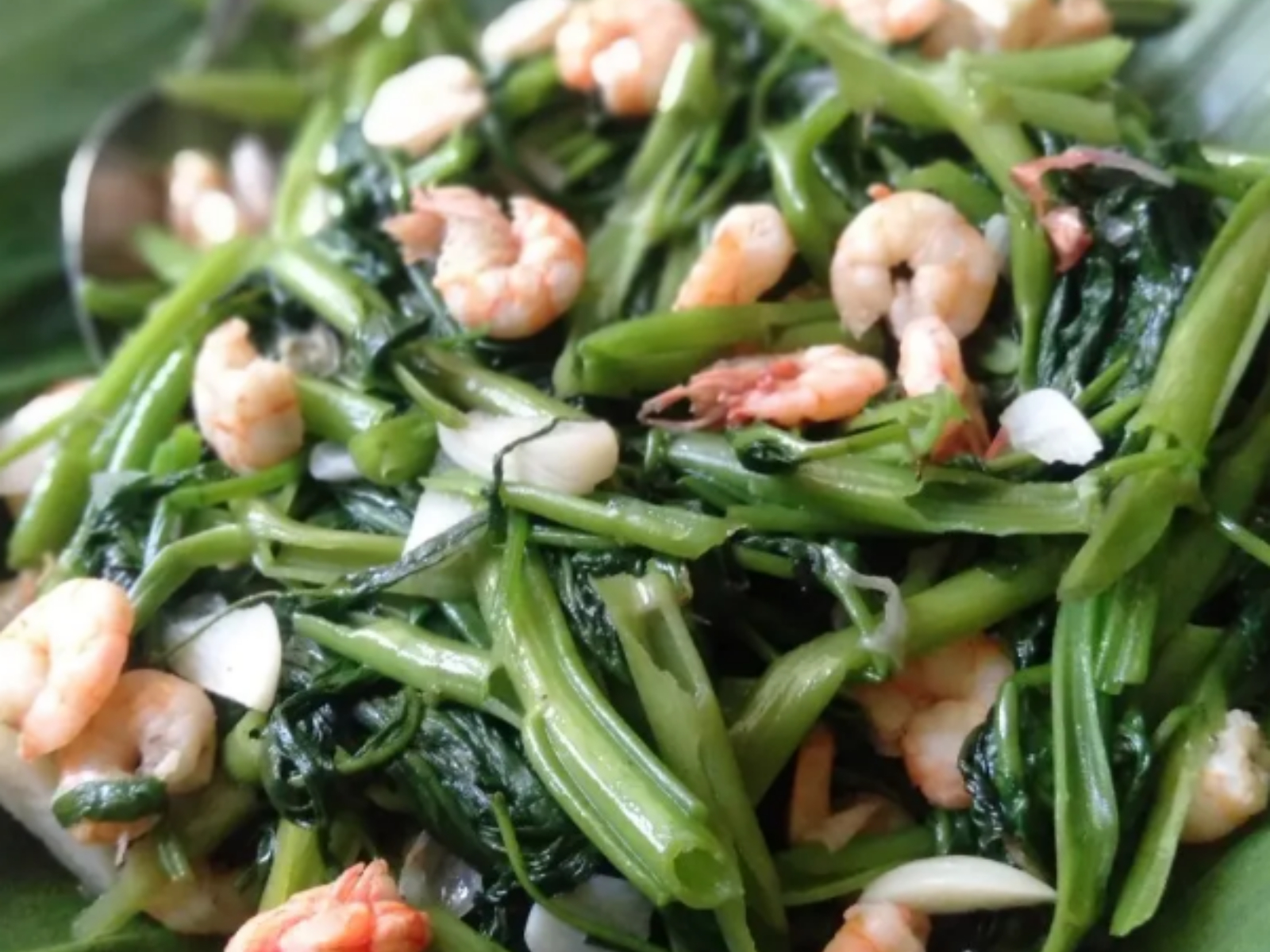 Resep cah kangkung ala resto seafood, bumbu sederhana tapi rasa juara!