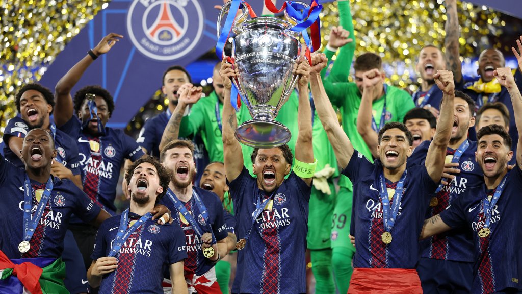 PSG : le maillot 2 étoiles arrive, voici le budget à prévoir pour les ...