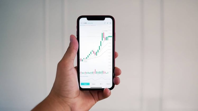 Ola Electric, Tata Motors PV, Bosch, Varroc Engg shares: Check target ...
