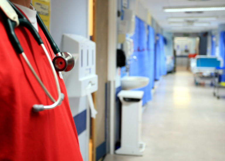 NHS staff should not wear political badges at work, says antisemitism ...